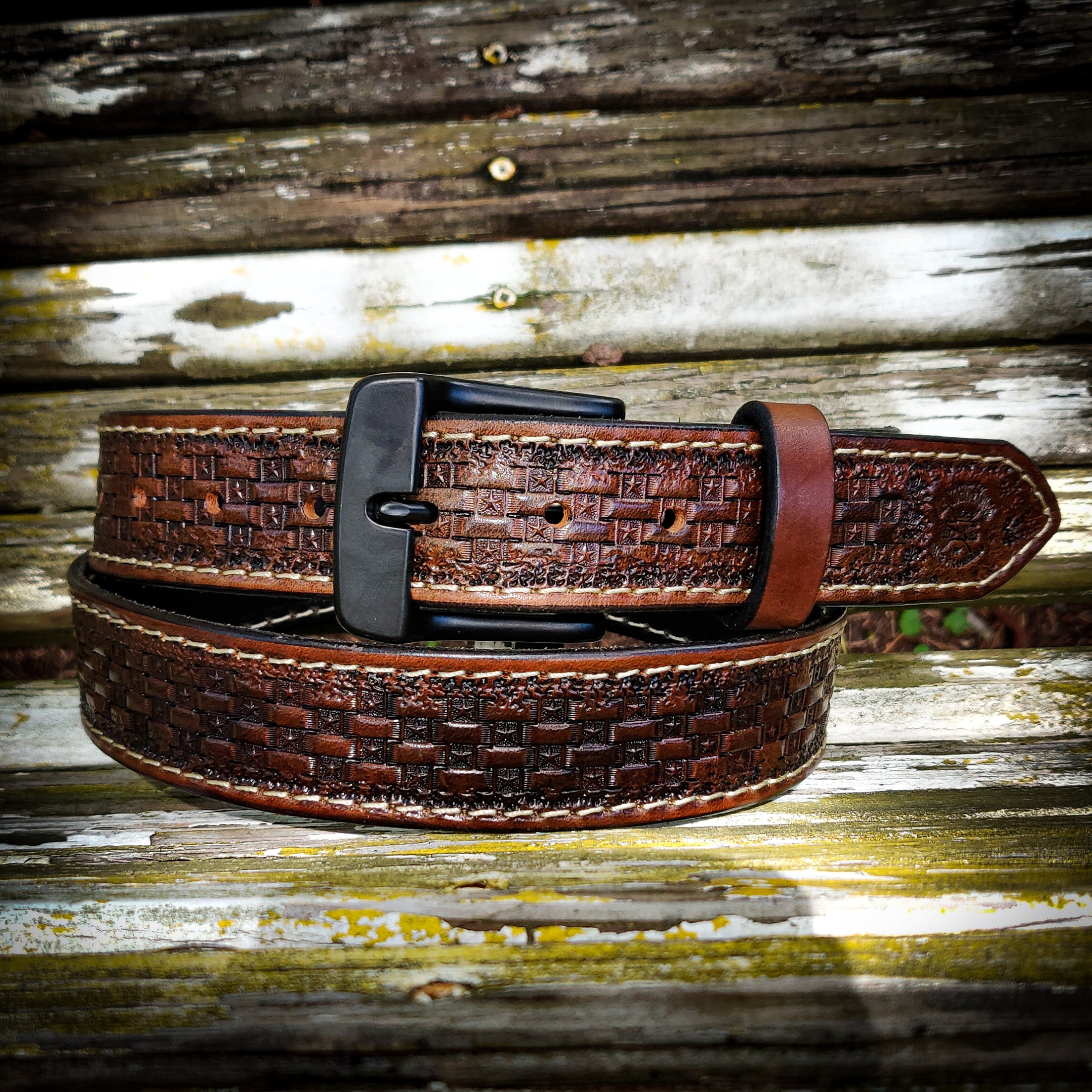Hand tooled belts – Beast Belts and Knives
